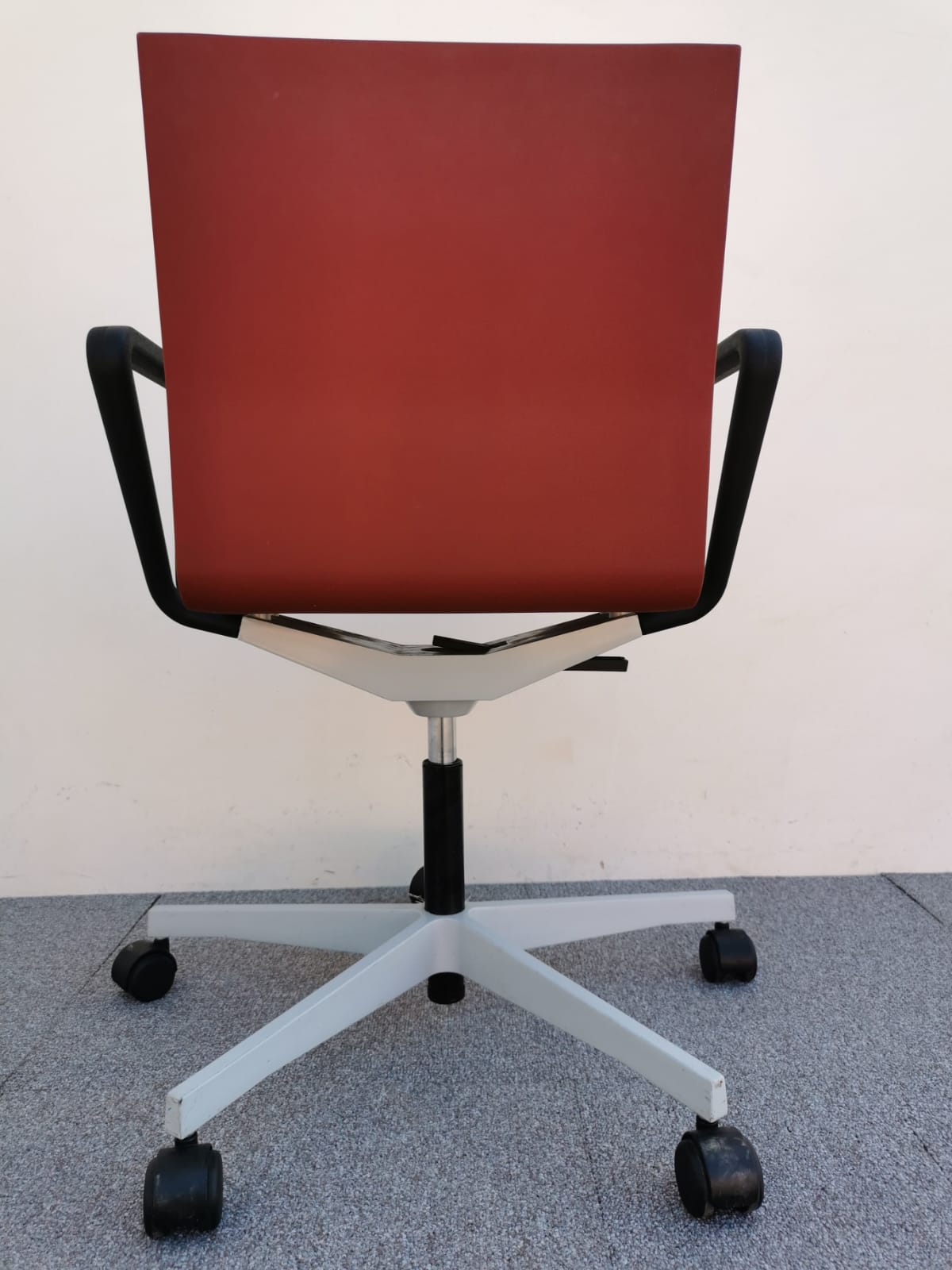 SIÈGE FAUTEUIL VITRA 04 MAARTEN VAN SEVEREN - Source Annonces